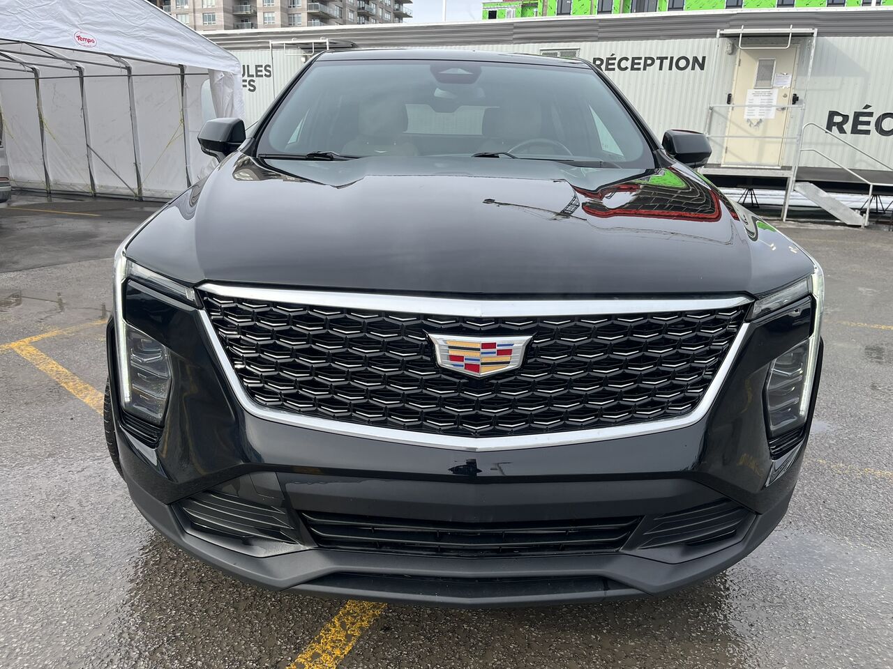 2024 Cadillac XT4 pre-owned for sale in Laval, starting at $40,990