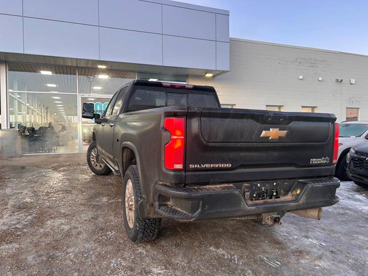 2025 Chevrolet Silverado 3500HD 4WD Crew Cab 159 High Country pre-owned ...